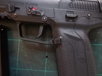 FN-57 FN57 全刻字 瓦斯手槍 翔準國際生存遊戲官方網站AIRSOFT